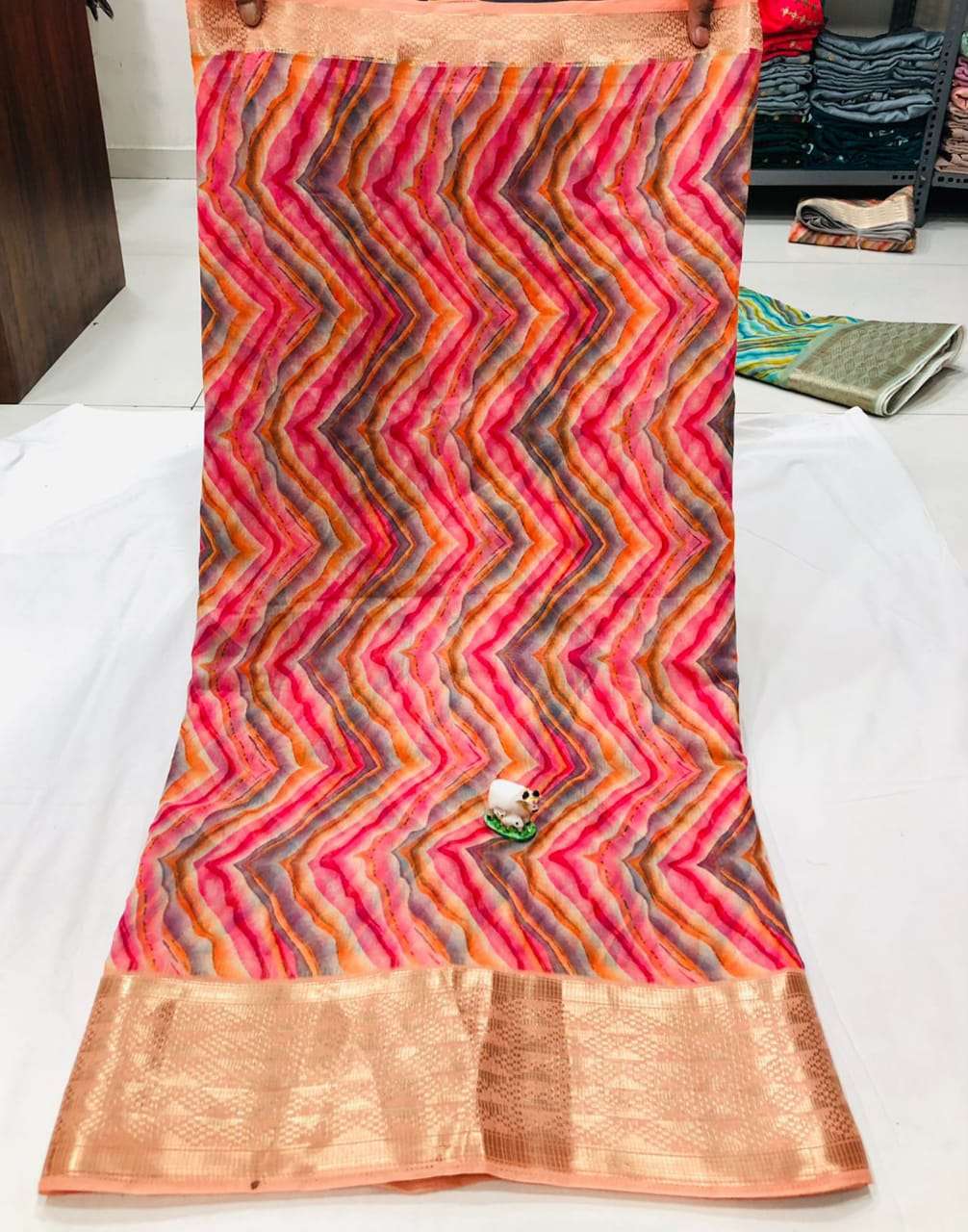 JK 505 Cotton With lariya Print Saree Collection