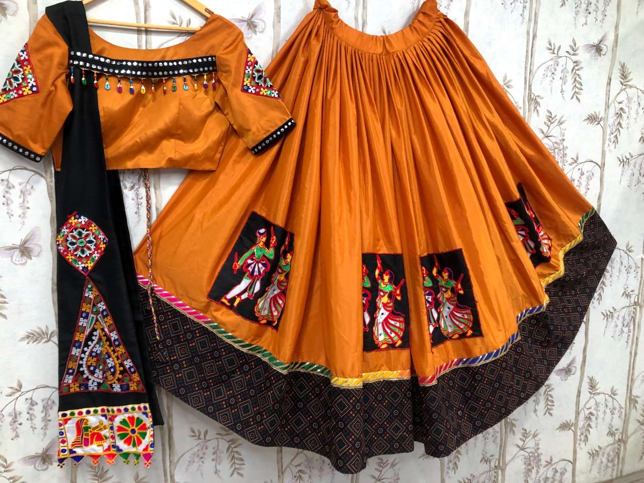 Silk with Traditional Kach Bavaliya hand Work Navratri Special Designer ...