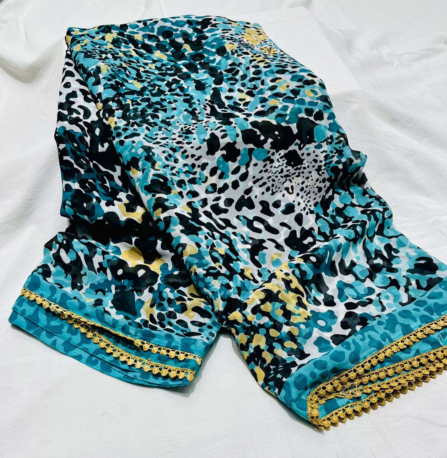 Georgette with Cheeta print Regular wear saree collection at best rate