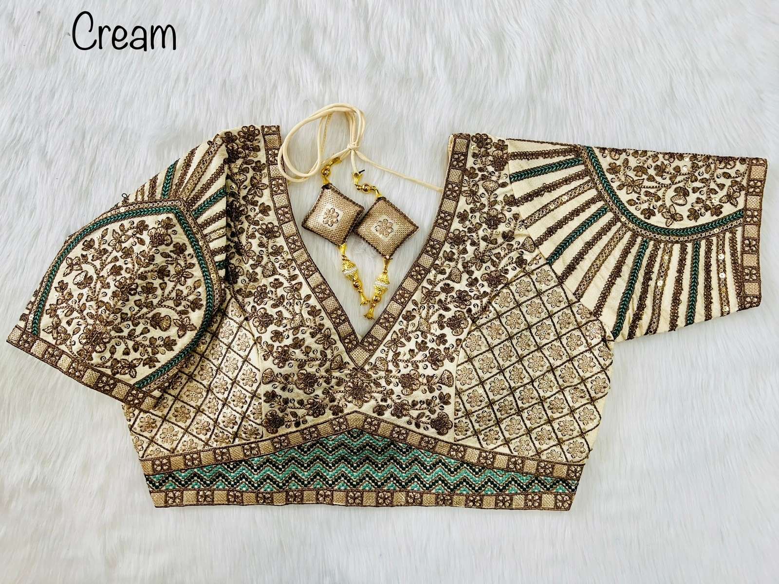 Sabhya Sachi Style Silk with Copper work heavy designer Stich blouse ...