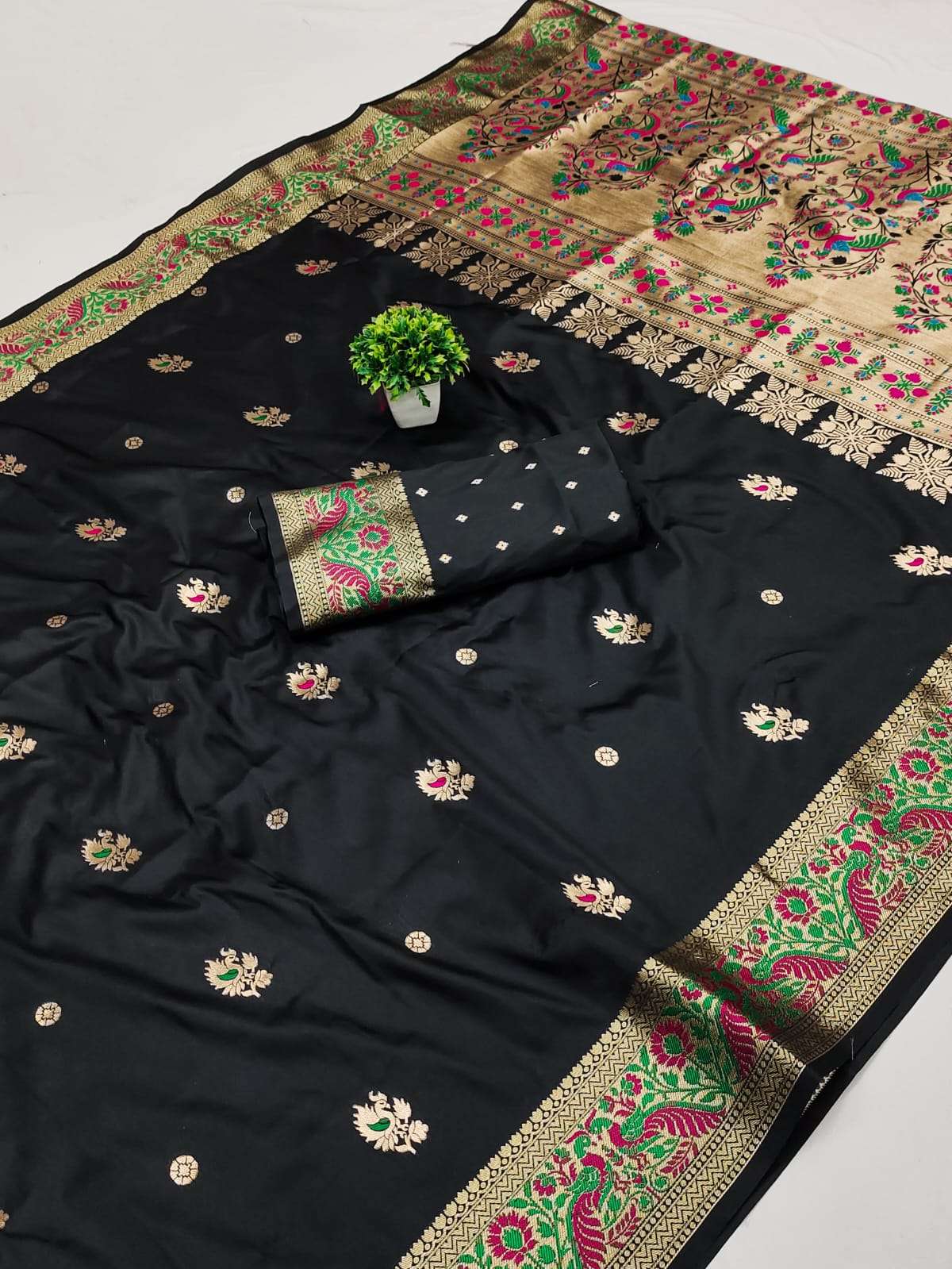 Festival Special Paithani Silk with weaving Design Rich look Palu ...