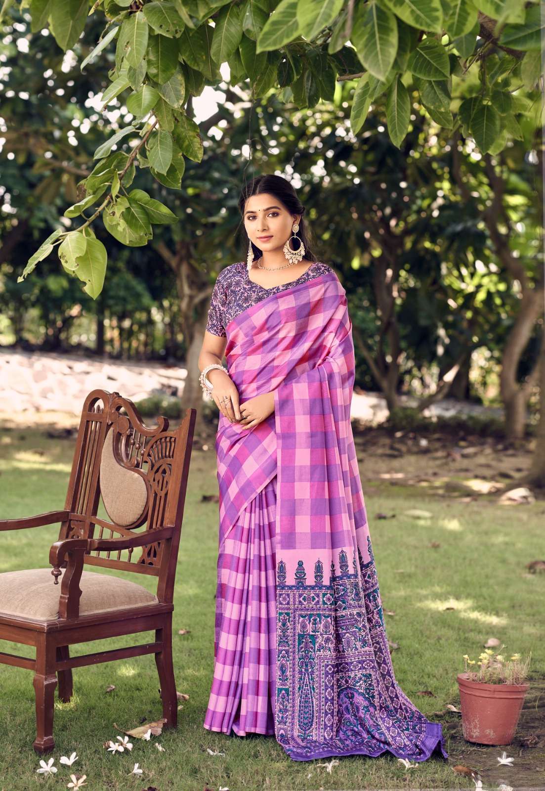 VIOLET SILK VOL 1 CREPE SILK WITH CHEX DESIGN UNIFROM STYLE SAREE ...