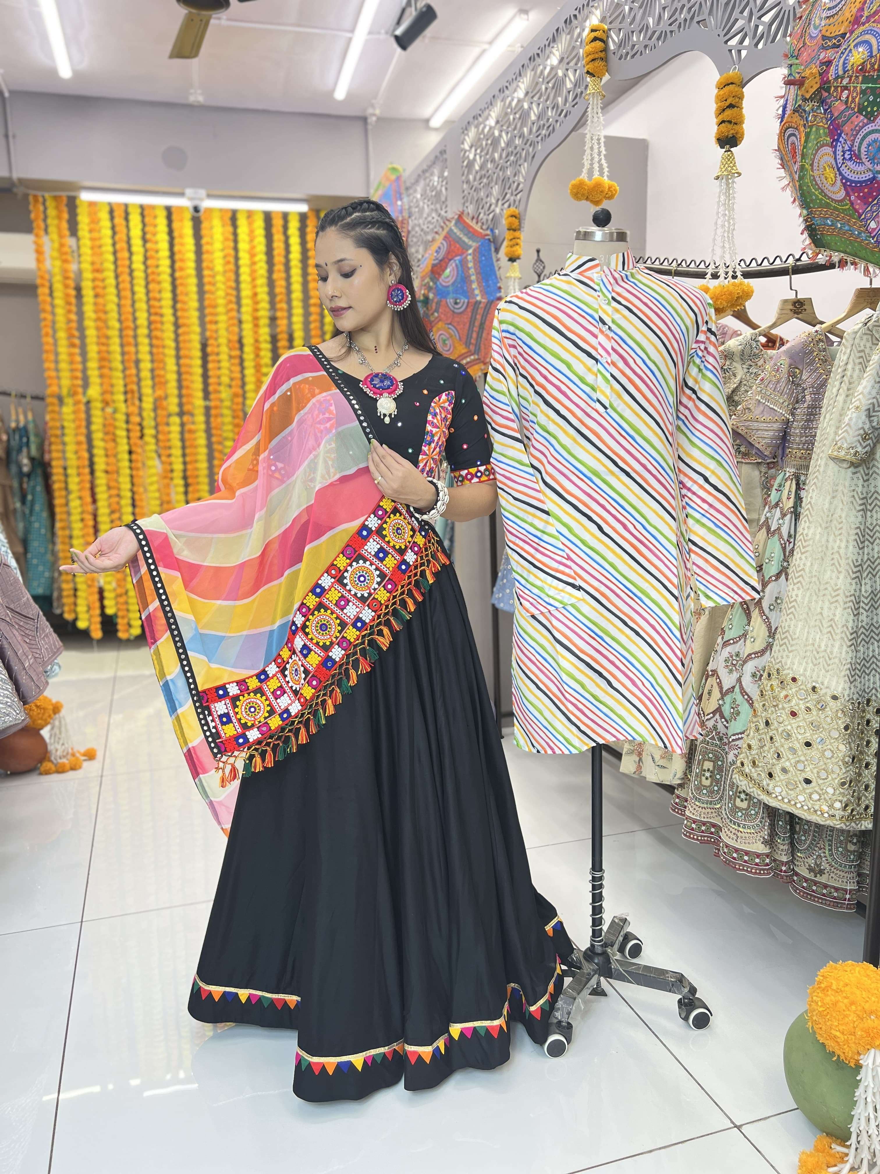 Gamthi Work Pallu BORDER BLACK CLOUR NAVRATRI COUPLE COLLECTION AT BEST ...