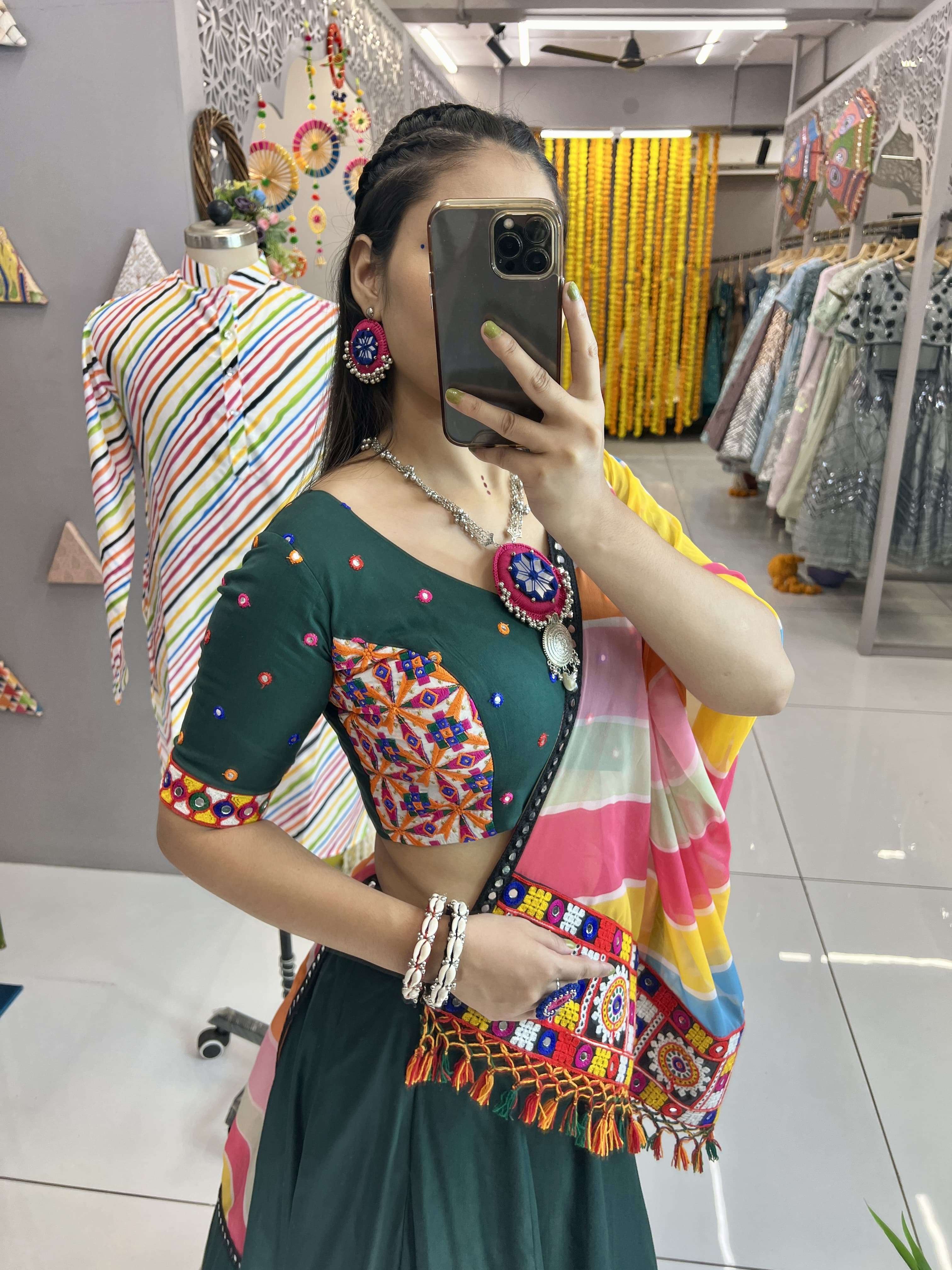 GREEN SHADES NAVRATRI SPECIAL GAMTHI WORK BORDER COUPLE COLLECTION