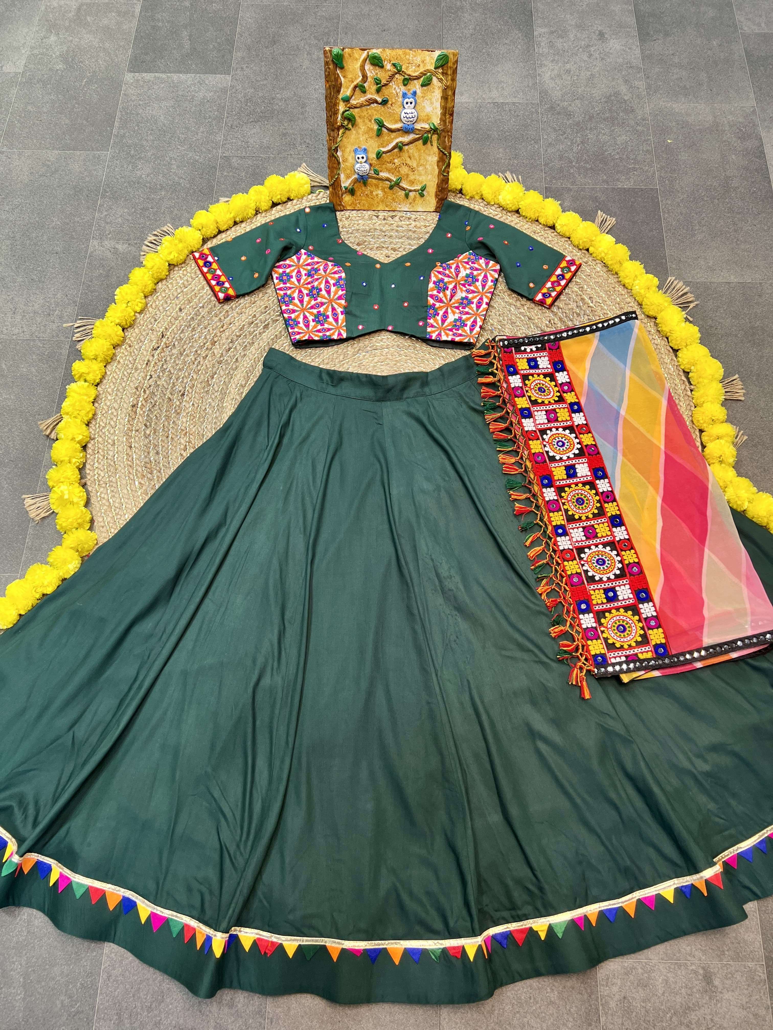 GREEN SHADES NAVRATRI SPECIAL GAMTHI WORK BORDER COUPLE COLLECTION