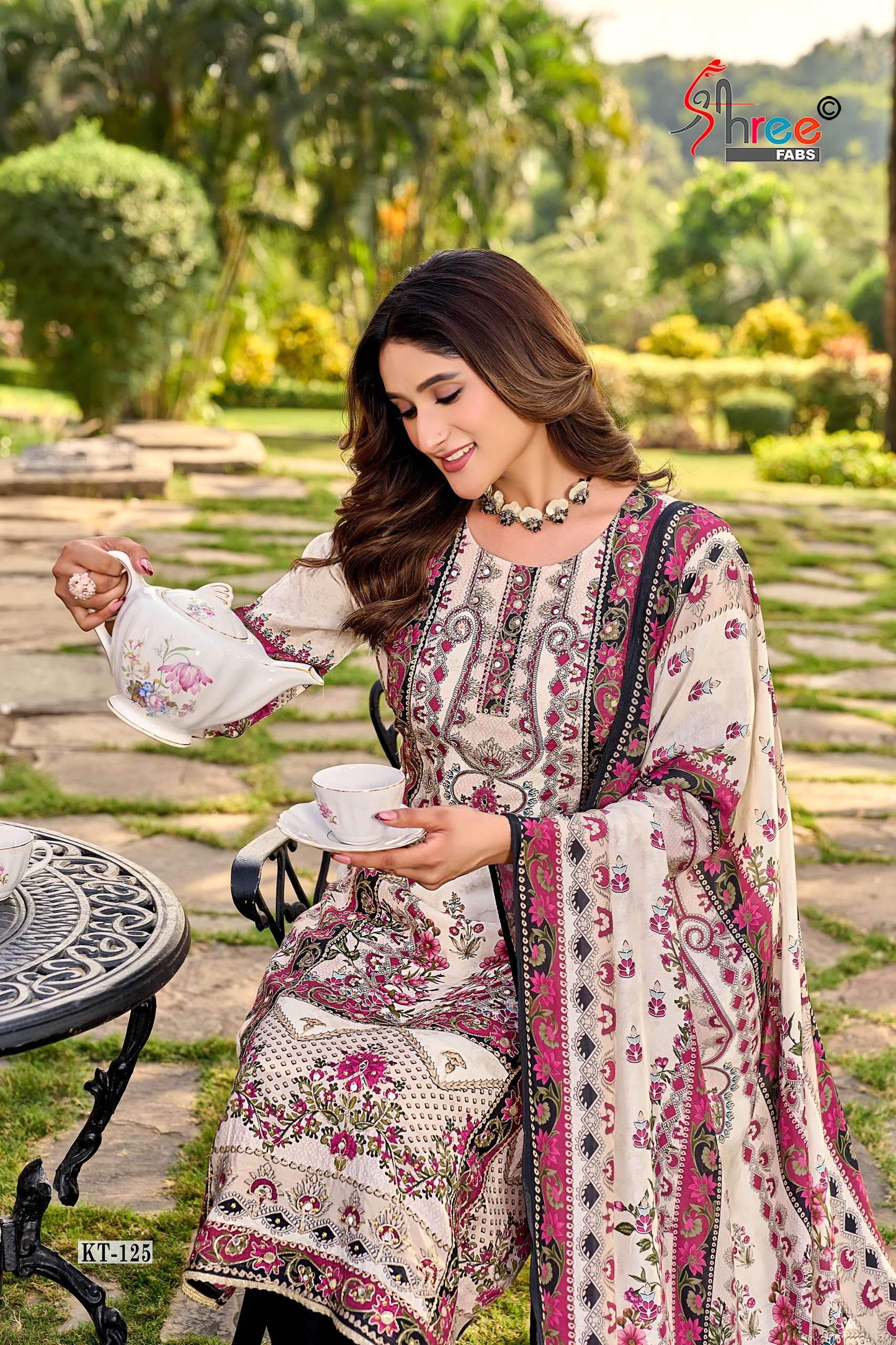 SHREE FABS KT 125 SILK DIGITAL PRETTY WOMEN SUIT WHOLESALE PRICE