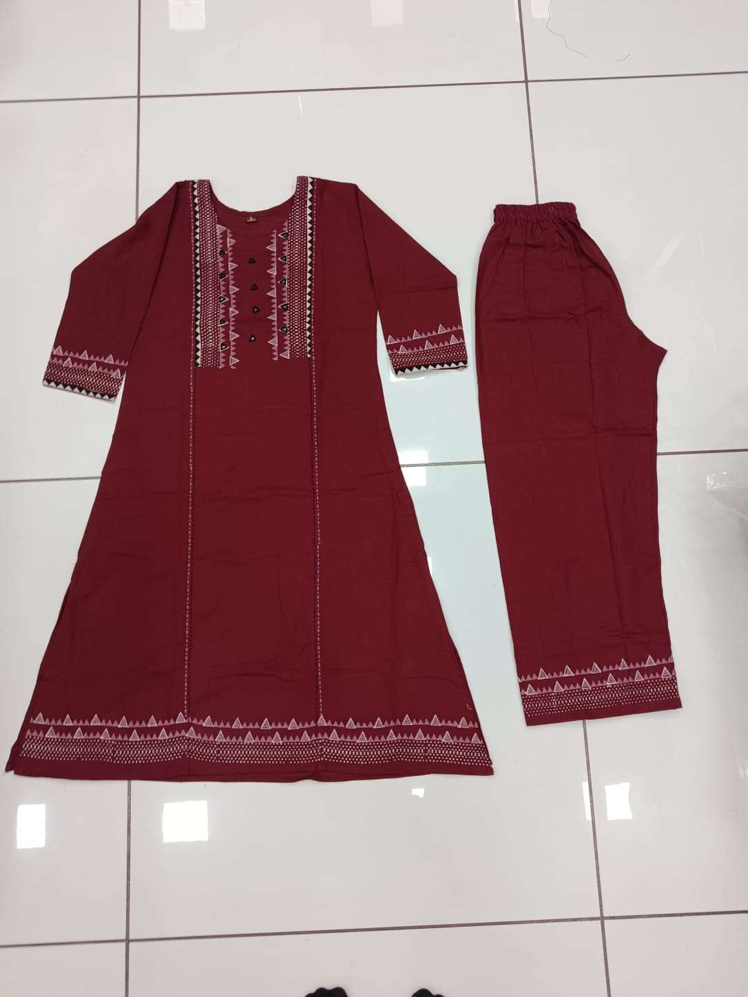 SOFT COTTTON TOP WITH WORK VIBRANT COLOR CORD SET SUPPLIER MARKET FF